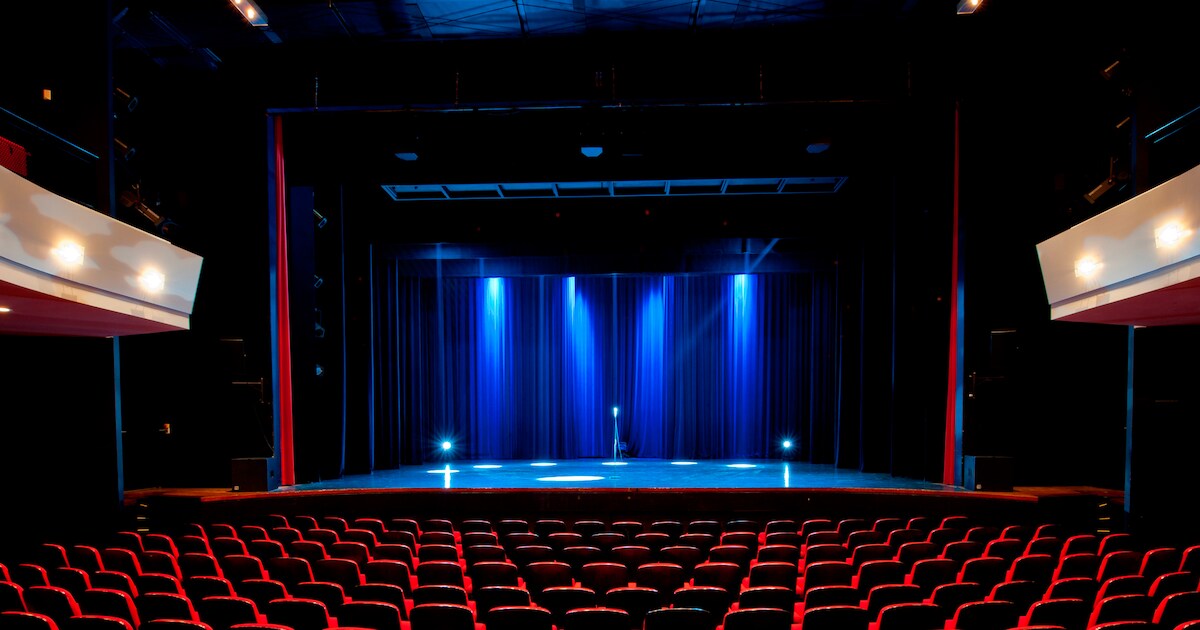 Isala theater in Capelle bekroond: Erepenning voor 25 jaar podiumkunst ...