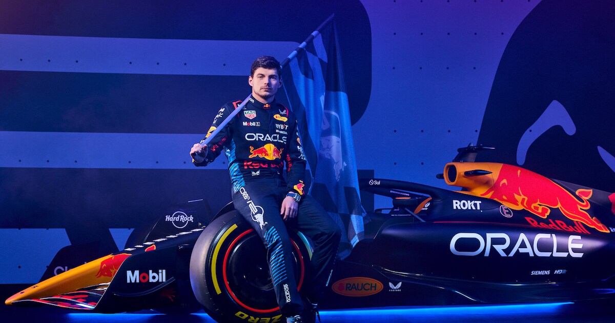 Red Bull onthult auto waarmee Max Verstappen voor vierde wereldtitel ...