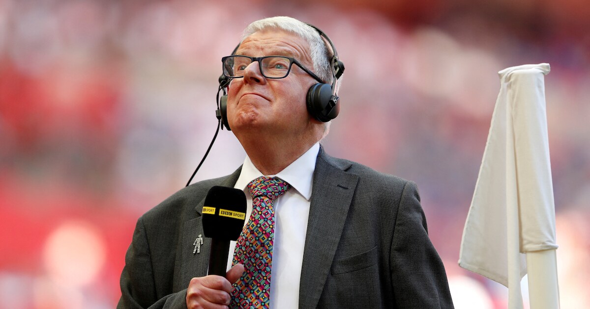 Legendarische BBC-sportverslaggever John Motson overleden | Sport | AD.nl