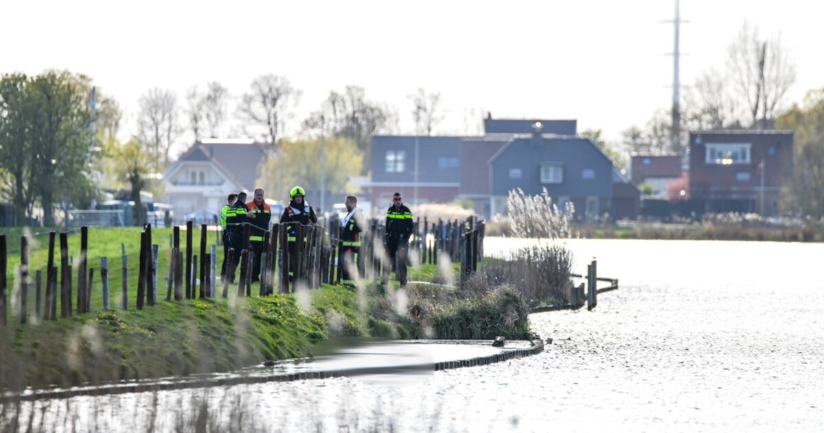Dode langs oever Drecht in Leimuiden is geen slachtoffer misdrijf, zegt ...