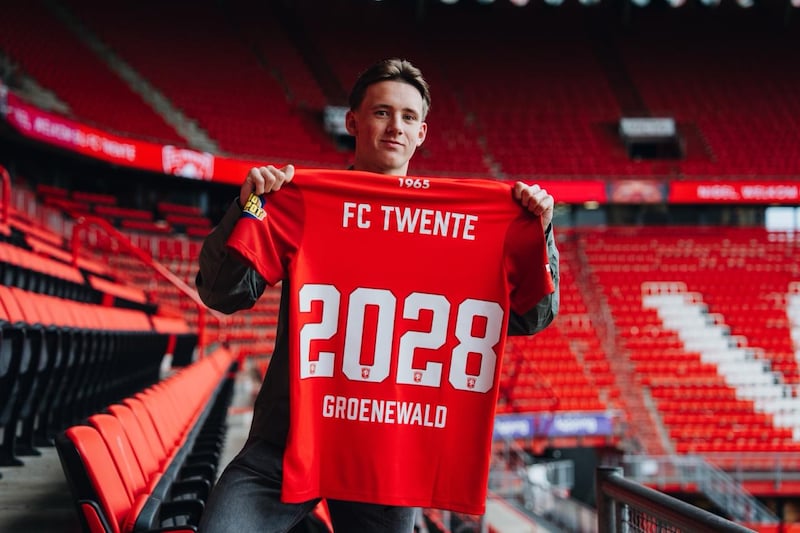 FC Twente verder met Bruns en Kuster; gesprekken met Van Wolfswinkel ...