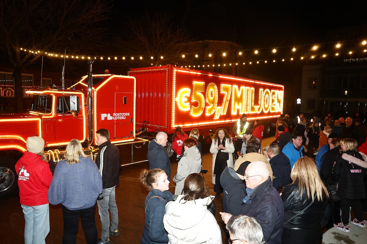 Rode truck van Postcode Loterij komt wéér naar Tiel, nu niet om ...