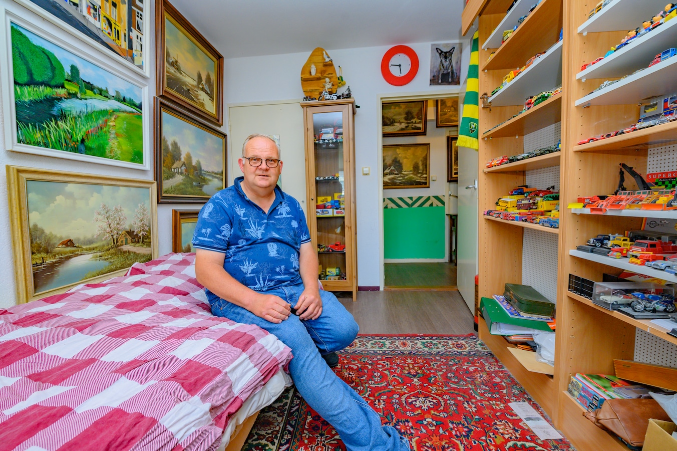 Arthur woont in een héél vol museum: ‘Ik mag niet meer kopen van mezelf ...