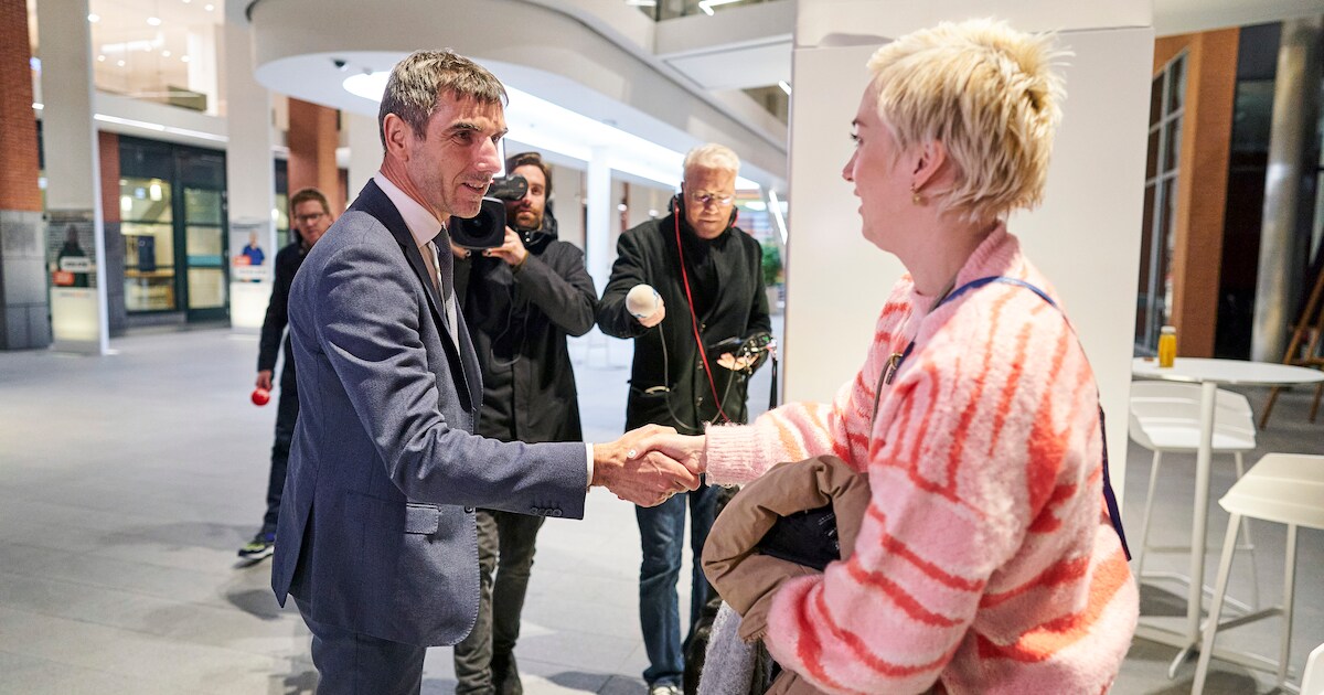 Suïcidale Charlotte is ggz-wachtlijst zat en stelt harde eisen aan staatssecretaris Blokhuis ...