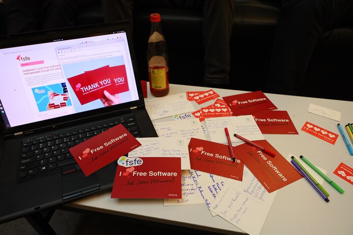 Valentijnsdag bij Hackerspace Nijmegen: Vier de liefde voor vrije ...