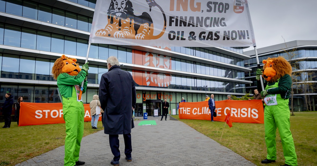 Milieudefensie neemt na Shell nu ING Bank op de korrel: ‘Bankier van de ...