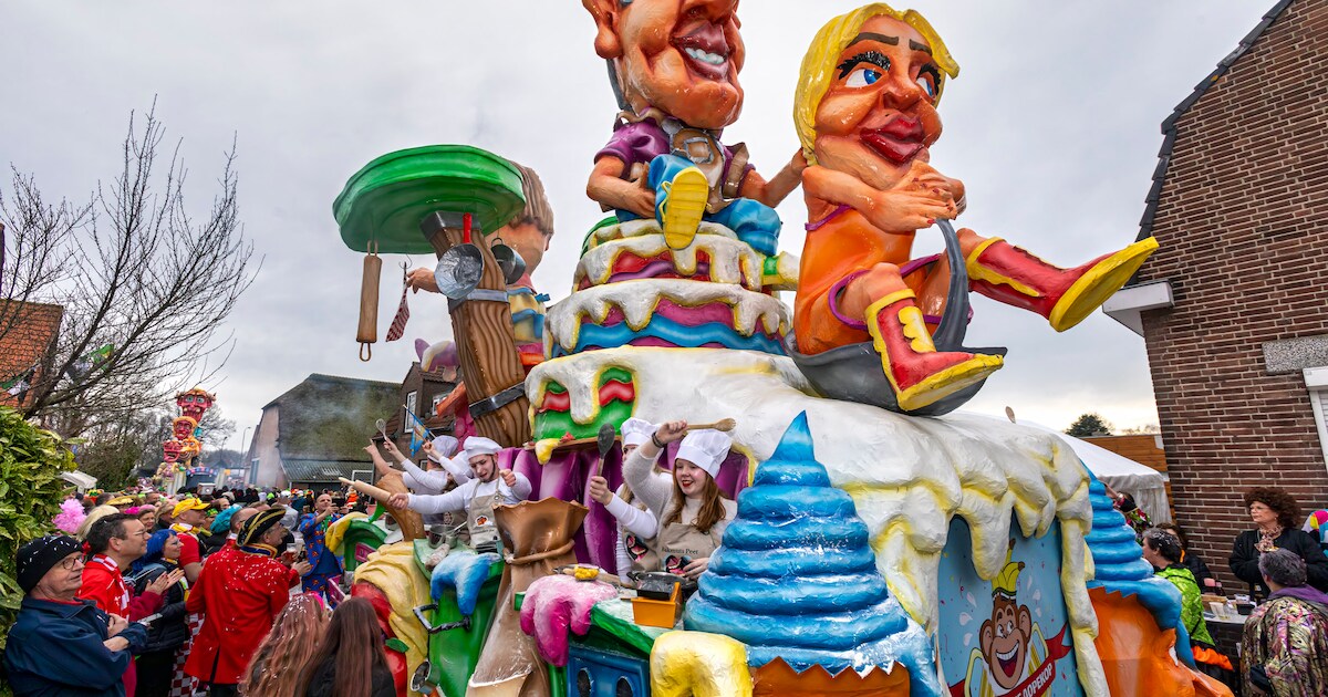 Wai laote oos nie vange: optocht Den Haaykaant in foto's | Geertruidenberg | AD.nl