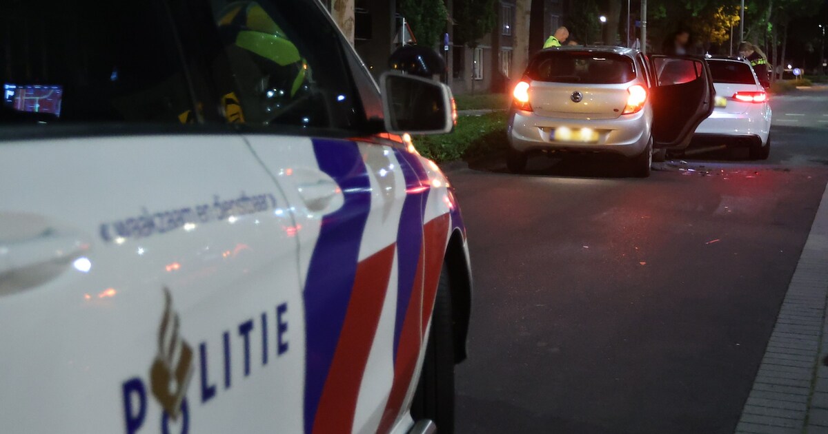 Automobilist negeert afzetting en vlucht; blijkt onder invloed van ...