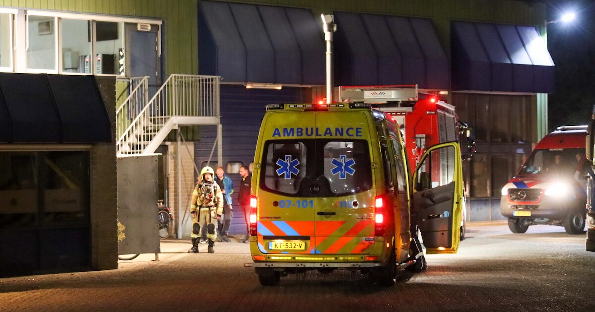 Kleding vat vlam bij wasserij CleanLease in Nijkerk | Amersfoort | AD.nl