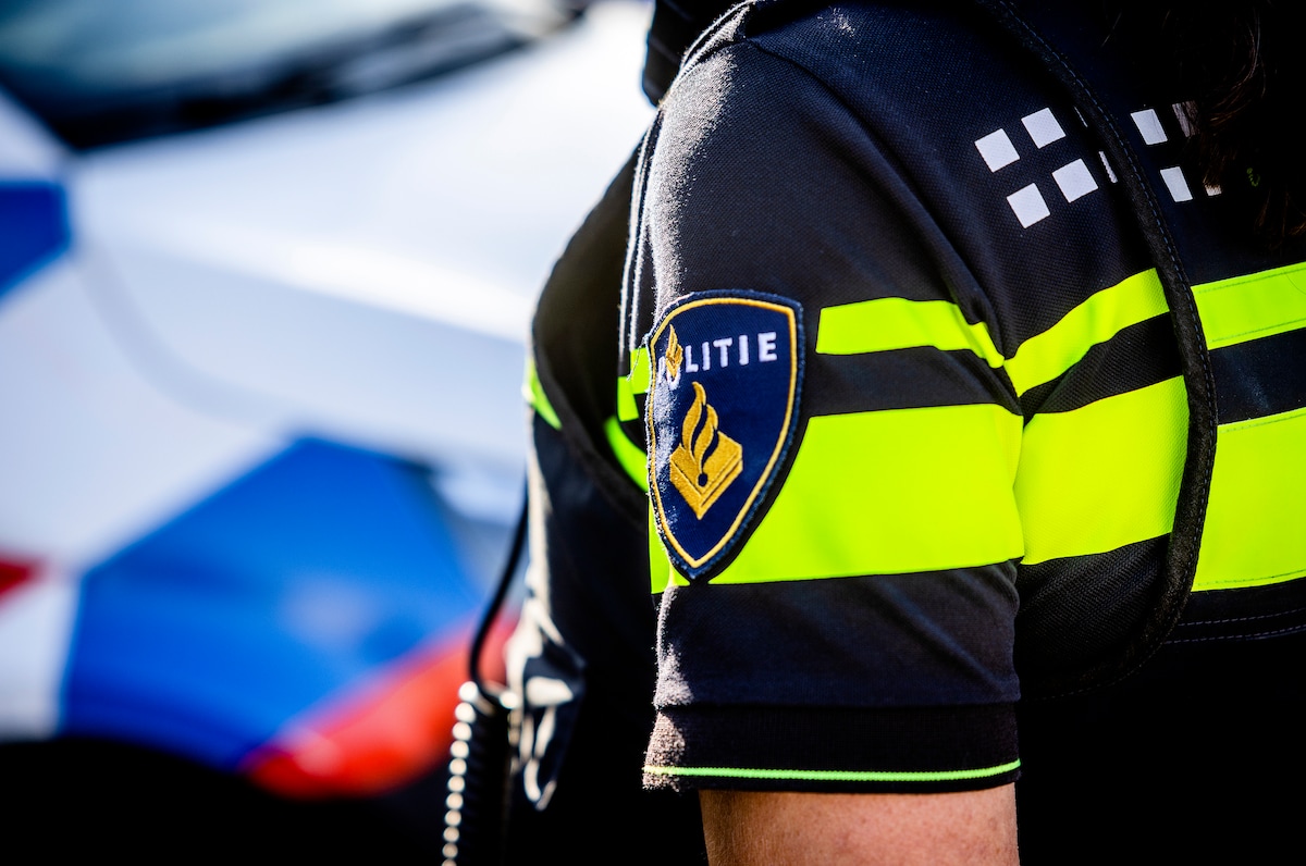 Twee minderjarigen aangehouden voor valse bommeldingen op scholen in ...