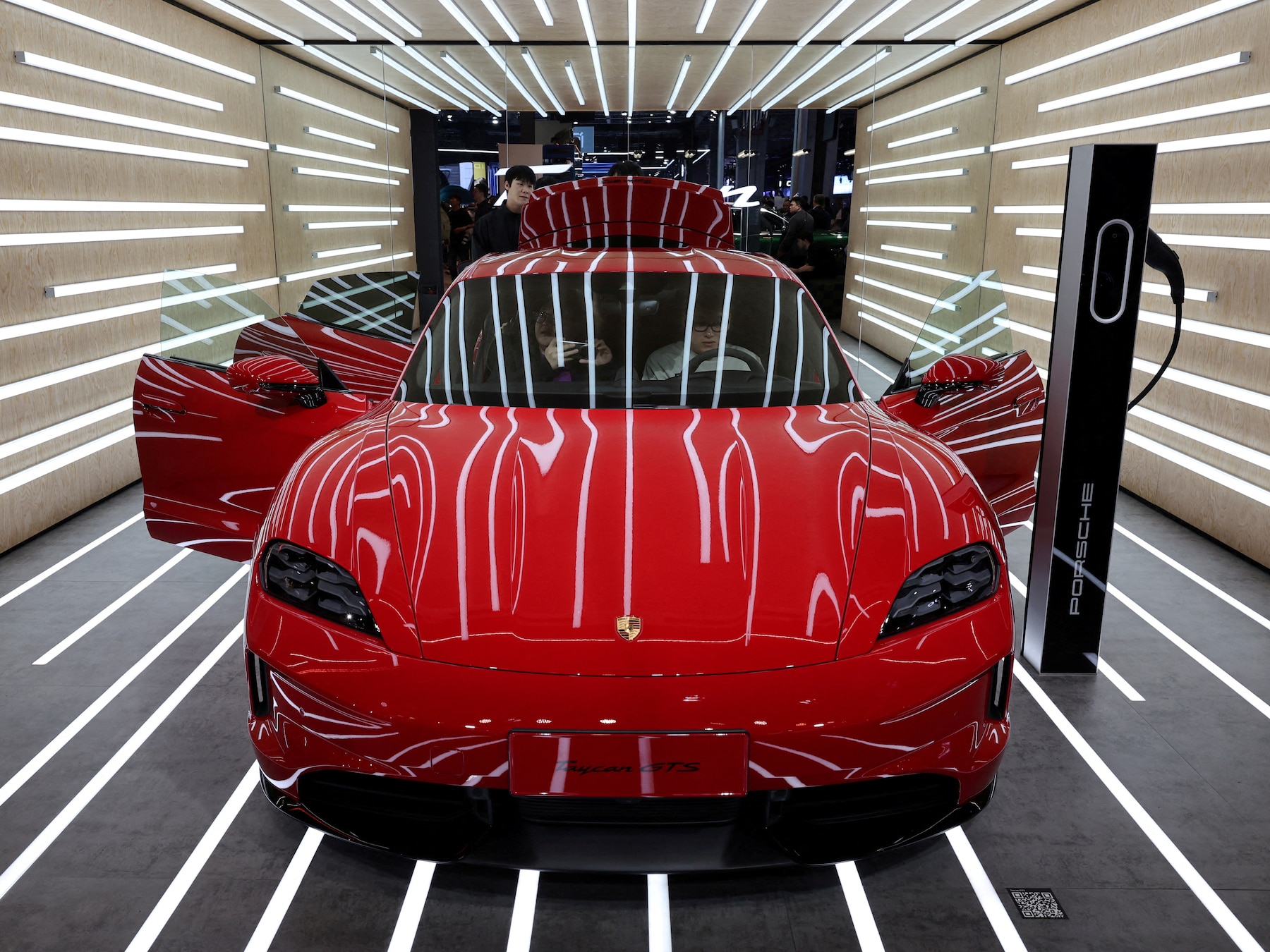 Plots laait de oorlog in Syrië weer op, waarom is dat en wie zit ...