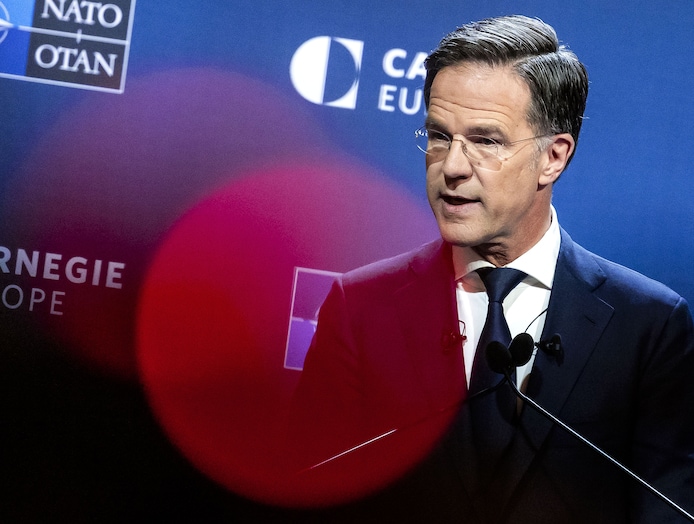 Navo-baas Rutte slaat alarm over Rusland en China: ‘We zijn niet klaar ...