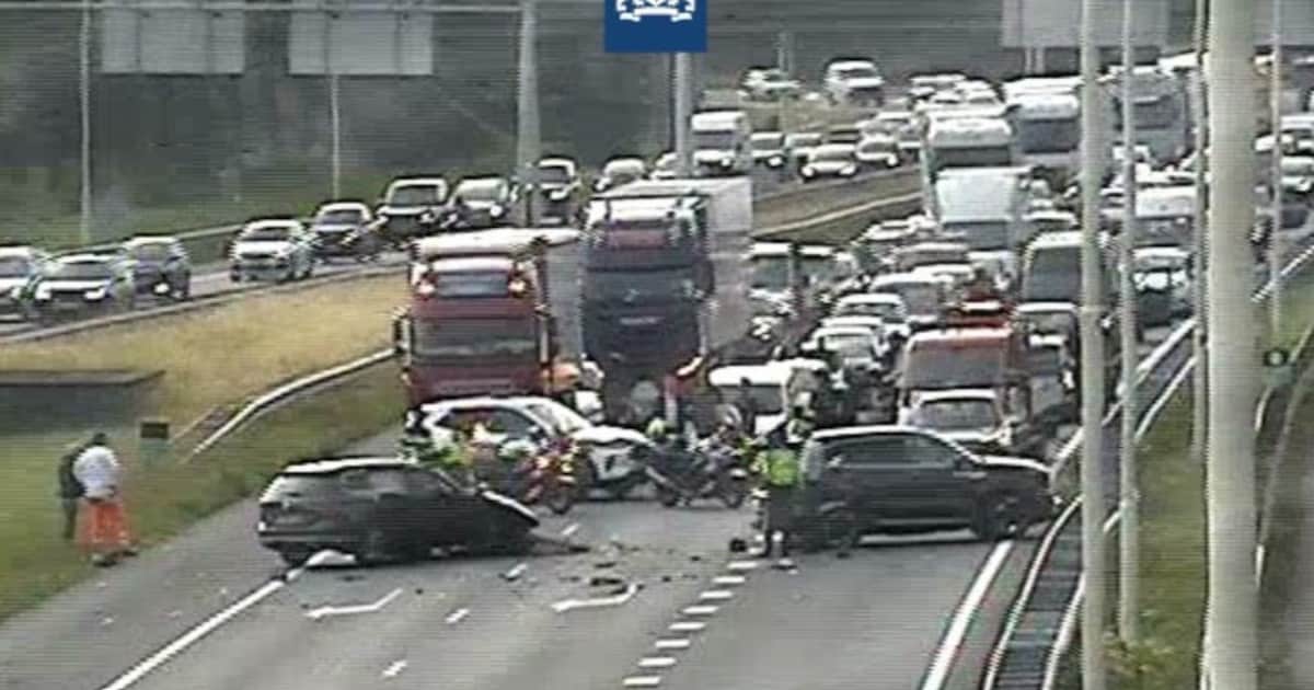 Ongeval zorgde voor grote verkeershinder op A28 richting Utrecht, weg ...