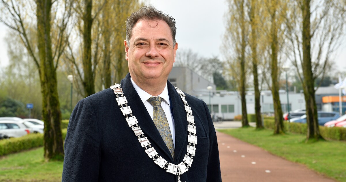Burgemeester Bouwmeester van Leusden legt werk tijdelijk neer om ‘de ...