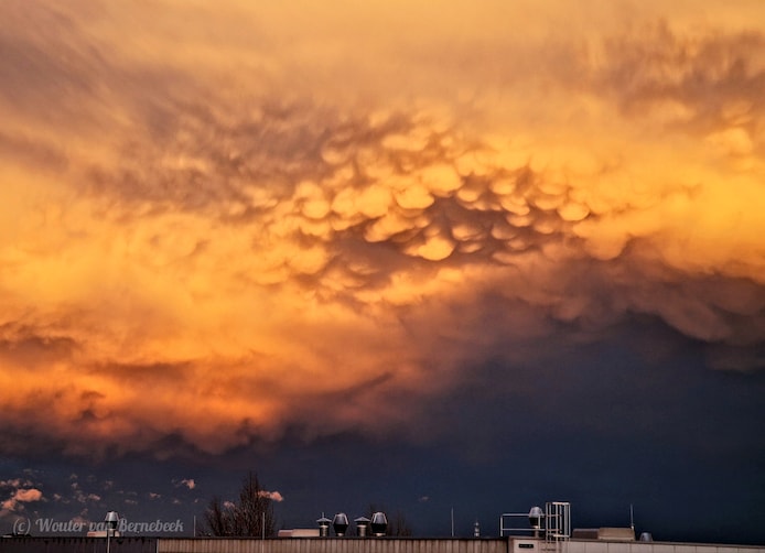 Weerman Wouter maakt bijzondere foto van zeldzaam verschijnsel tijdens ...