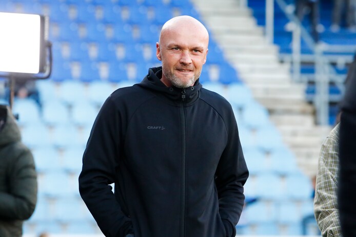 NEC dicht bij komst van nieuwe trainer: Dick Schreuder moet opvolger ...