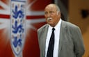 Engeland bidt voor Jimmy Greaves, de ‘Engelse Maradona’ die ook veel ...