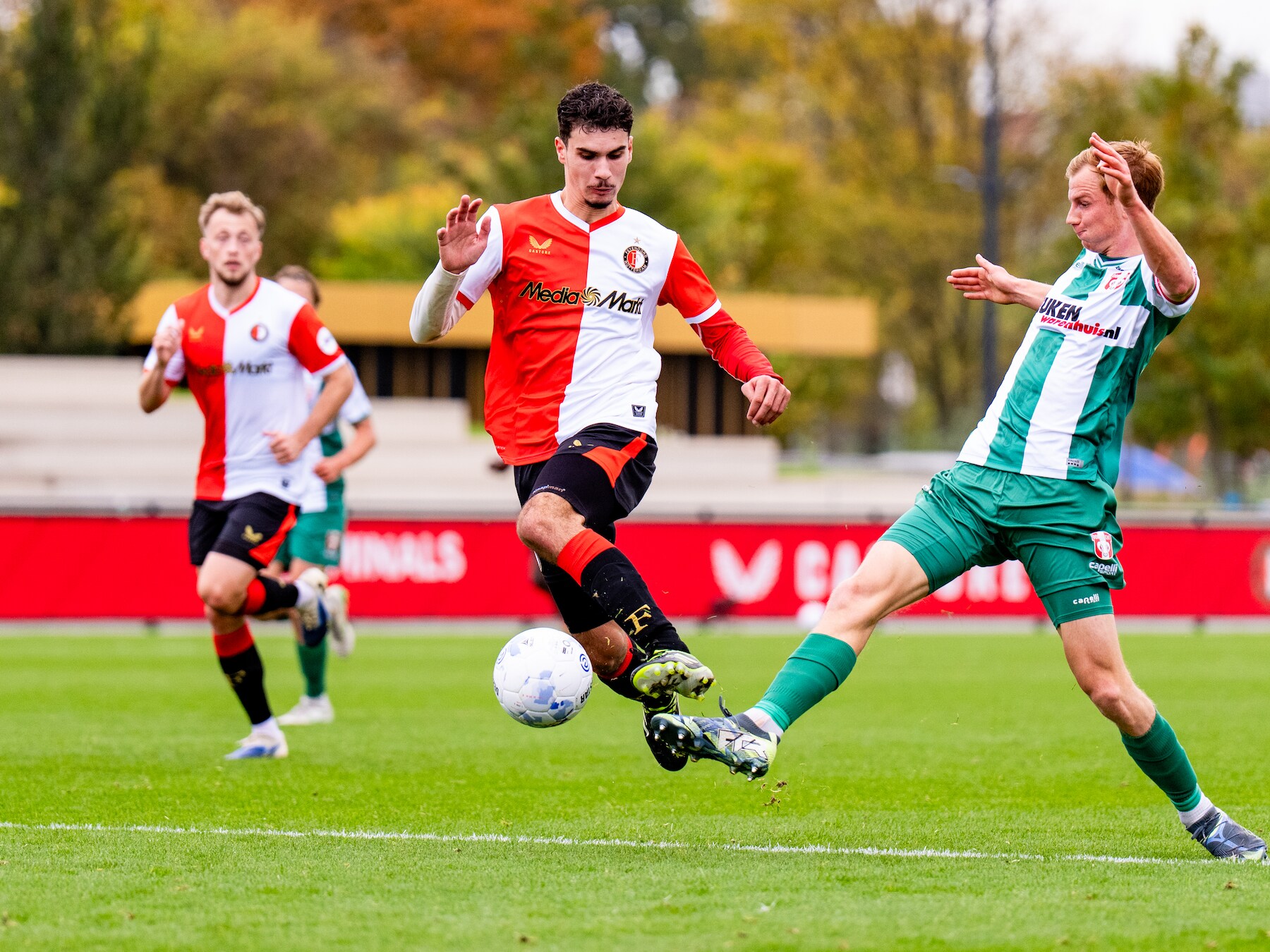 Albert Heijn opent vestiging met twee verdiepingen in Groot ...