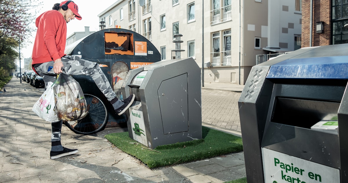 Amsterdam stopt met gescheiden inzameling plastic afval | Regio | AD.nl