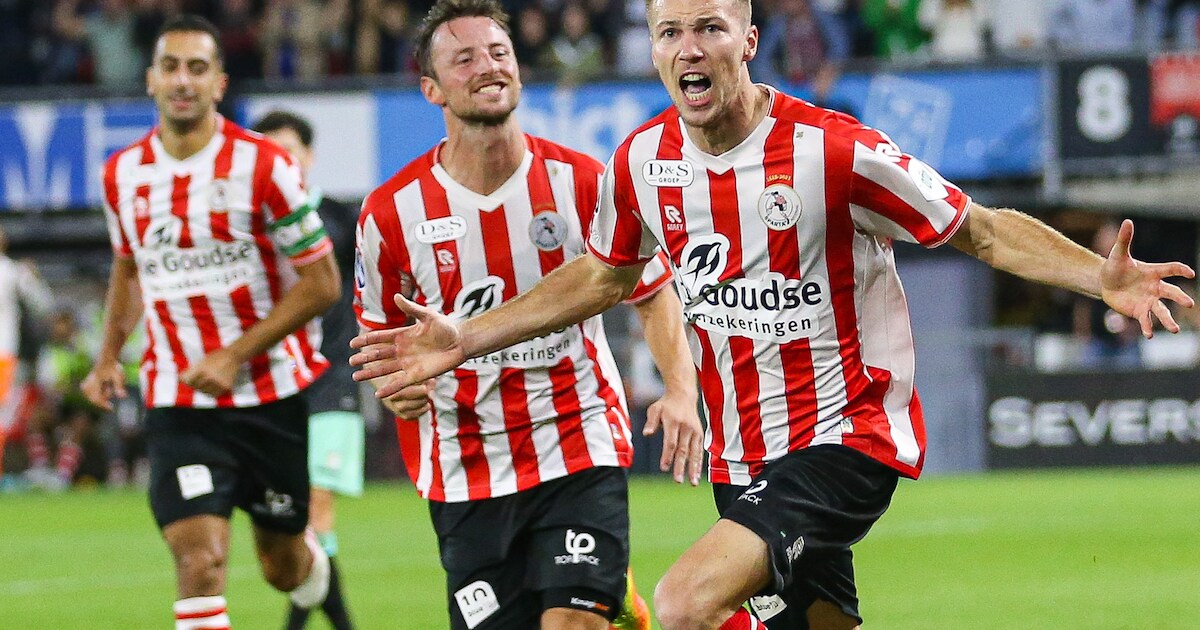 Sparta boekt vijfde thuiszege op rij dankzij dubbelslag Arno ...