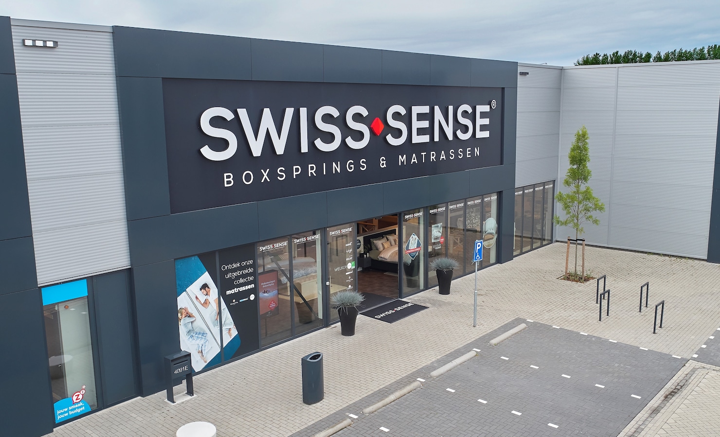 Udens beddenbedrijf Swiss Sense neemt Deense keten Drømmeland over ...