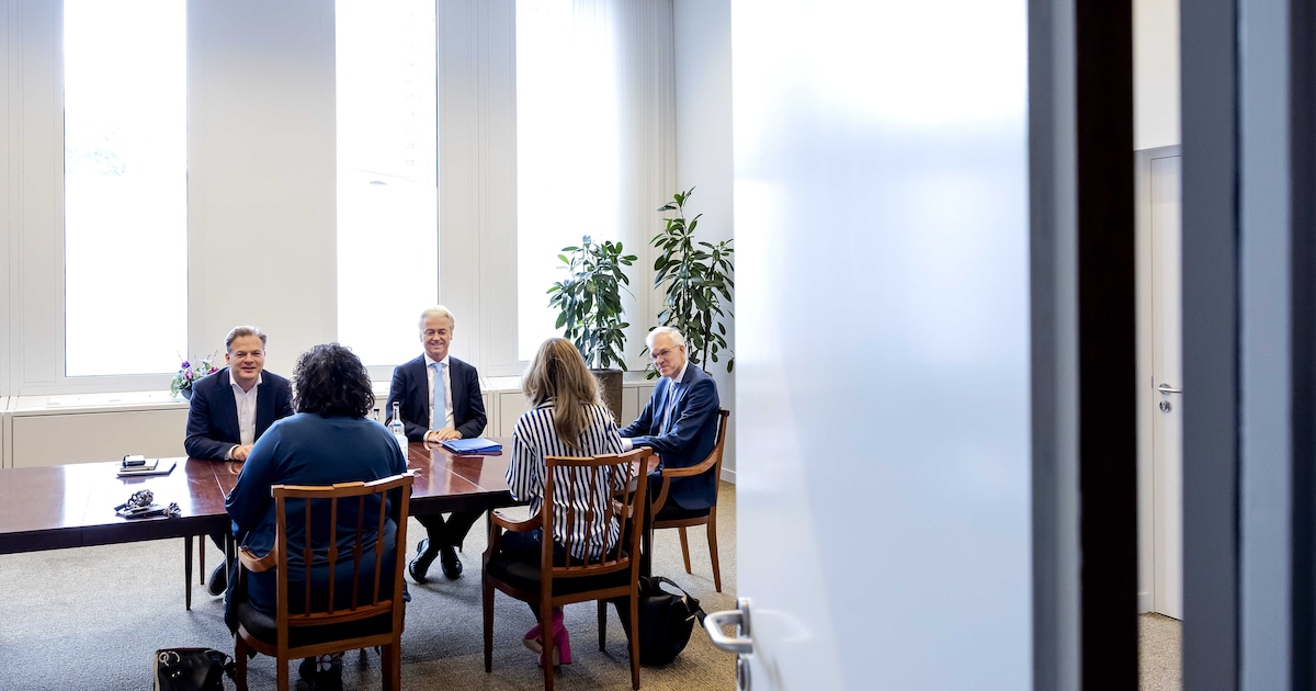 Partijleiders praten maandag verder over premierskandidaat | Politiek ...