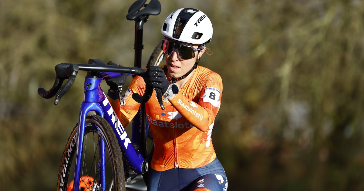 Lees hier alles terug over dag 2 van het WK veldrijden: Lucinda Brand ...
