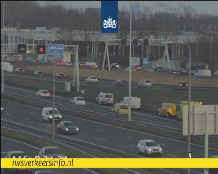 Ongeluk met motorrijder op de A16, weg weer vrijgegeven voor verkeer ...