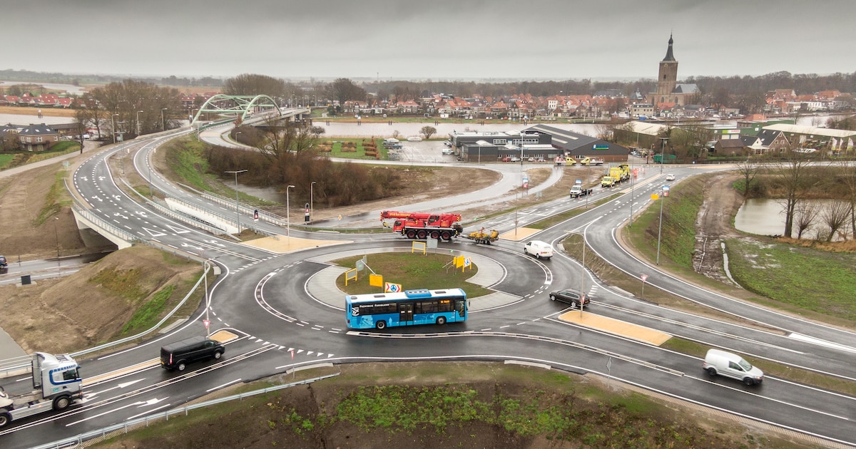 Breukelen krijgt turborotonde: Breukelerwaard ruim twee weken dicht ...