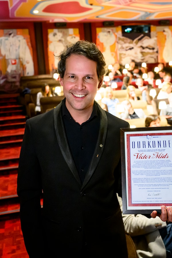 Victor Mids overrompeld door hoogste Nederlandse goochelprijs: ‘Mooie ...