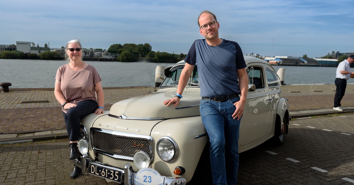 Niels maakte samen met Sasja de oldtimer van zijn schoonouders weer ...