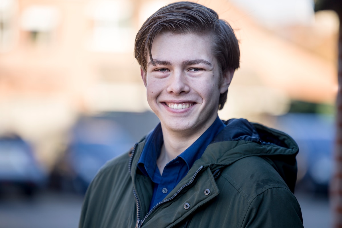 Joas Jansen (17) is te jong om te stemmen, maar staat wel op ...