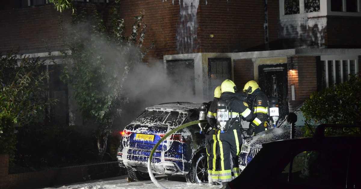 Auto burgemeester Buma van Leeuwarden in brand: politie gaat uit van ...