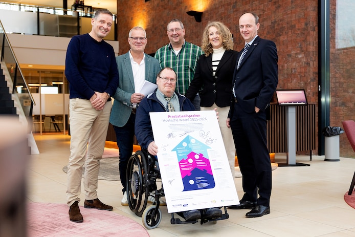 Hoeksche Waard zet vaart achter woningbouw, er zitten duizenden nieuwe ...