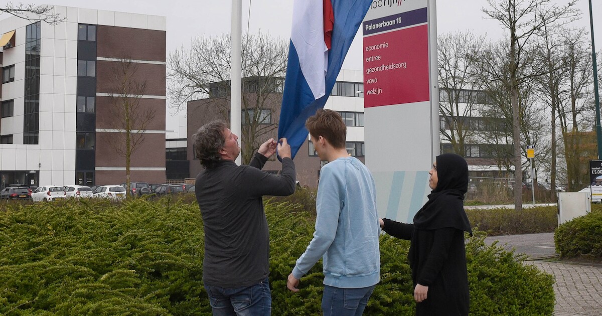 Grote onduidelijkheid na aanslag Utrecht: scholen wel of niet dicht? | Groene Hart | AD.nl