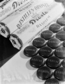 IJzersterk logo, tabletten en iconisch cacaoblik, maar na 162 jaar ...