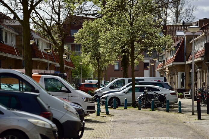 Bewoners Korte Akkeren popelen mee te praten over betaald parkeren ...