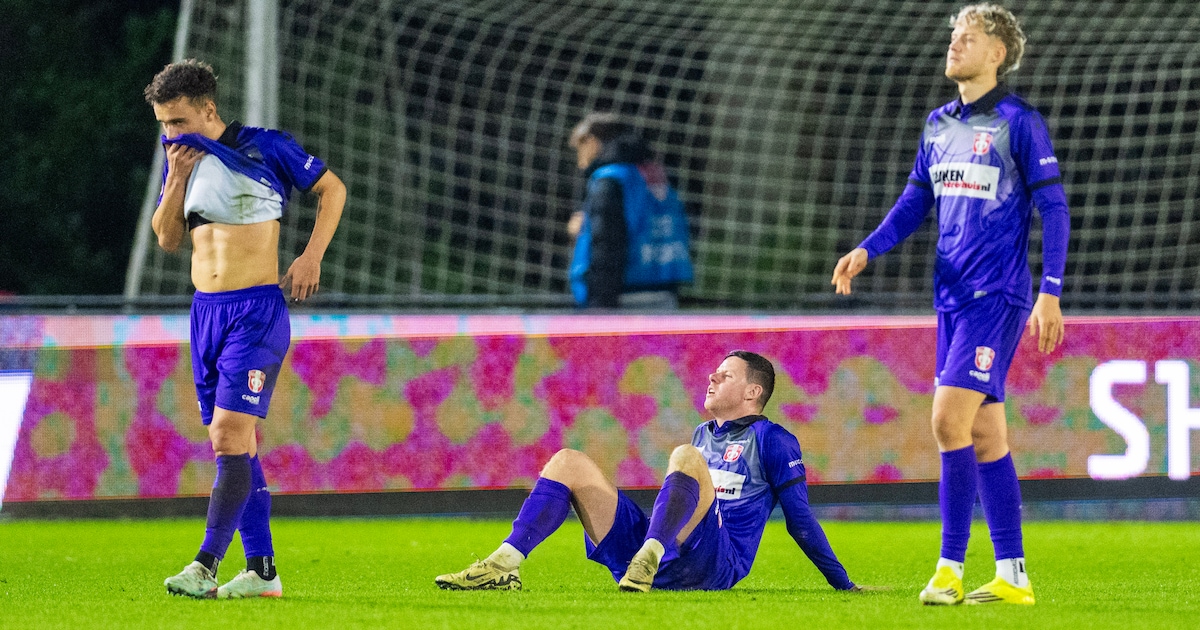 De pijn zit diep bij FC Dordrecht na het missen van de periodetitel ...