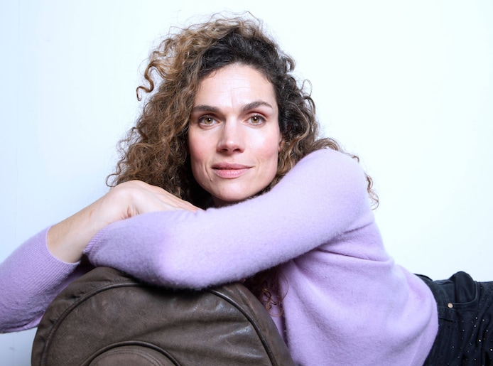 Anna Drijver is open over wat haar raakt: ‘Ik huil om ...