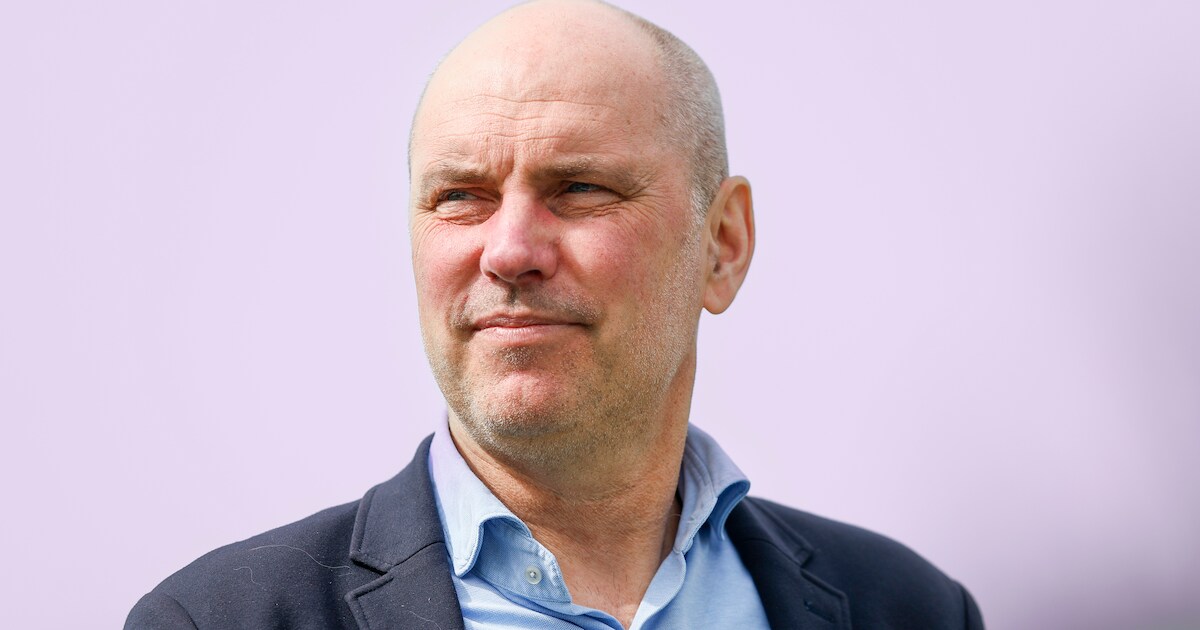 John Blok blijft SVV Scheveningen trouw: trainer gaat op voor zestiende ...