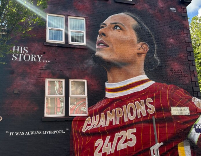 Indrukwekkende muurschildering voor Liverpool-clubicoon Virgil van Dijk ...