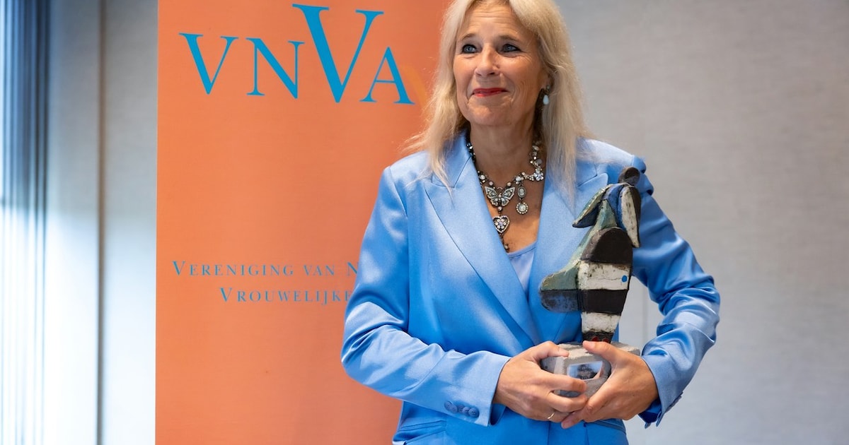 Drs. Wanda de Kanter ontvangt VNVA Els Borst Oeuvreprijs in Breukelen ...