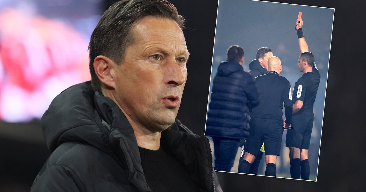 Voormalig PSV-coach Roger Schmidt wordt bekogeld, krijgt rood en haalt ...