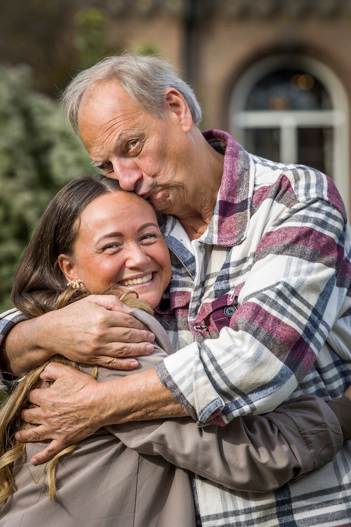 Vader en dochter Van Waardenberg spelen samen in nieuwe film Opa Cor ...