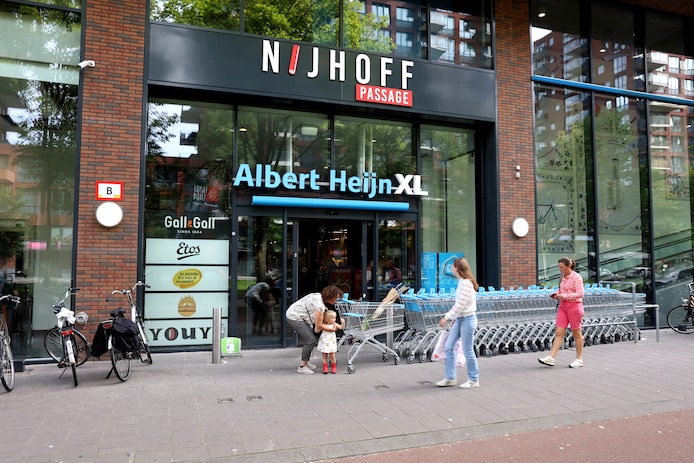 In paniek pikt vrouw (53) steeds vlees bij Albert Heijn, rechter legt ...