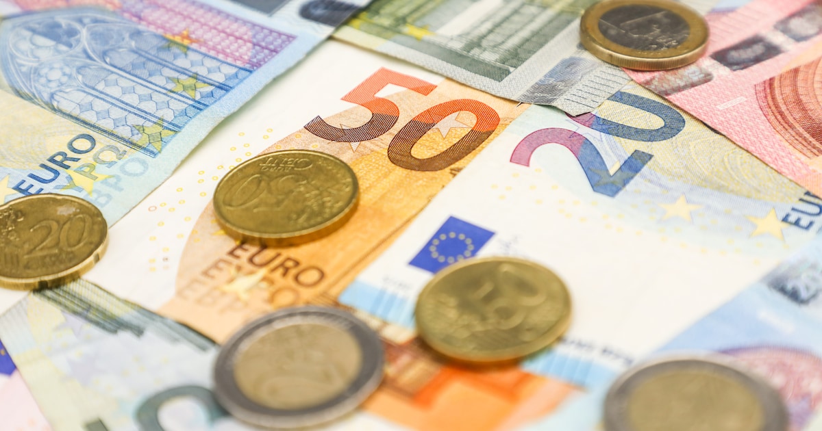 Contant geld blijft populairste betaalmiddel in Europa, Nederlander ...