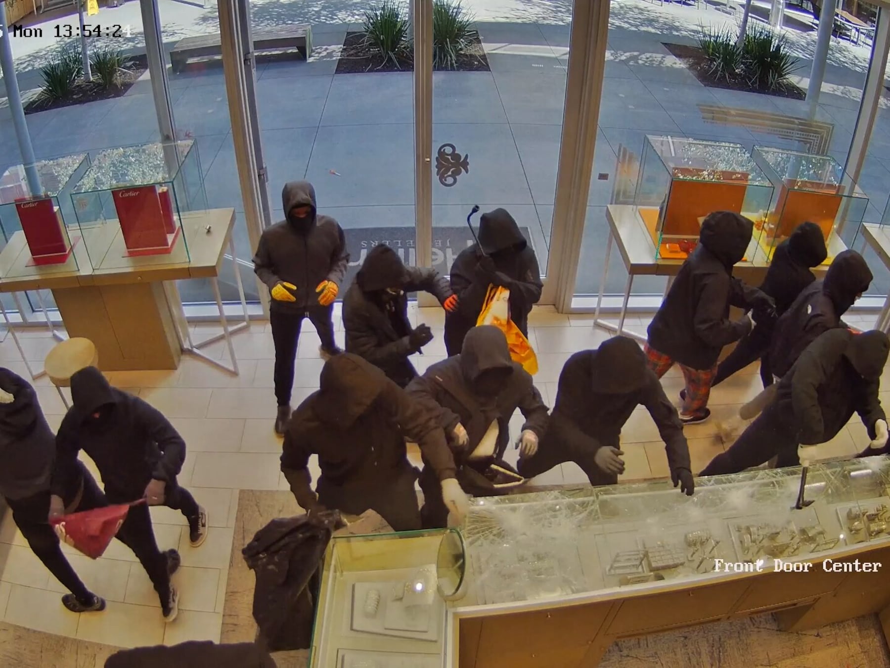 Nieuwe Nederlandse tanks hebben airco en schakelen direct uit wat ...