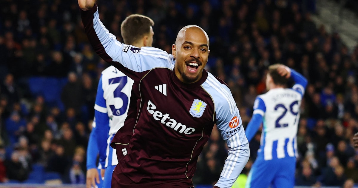 Spektakel in Brighton: Jan Paul van Hecke maakt twee goals, maar ...