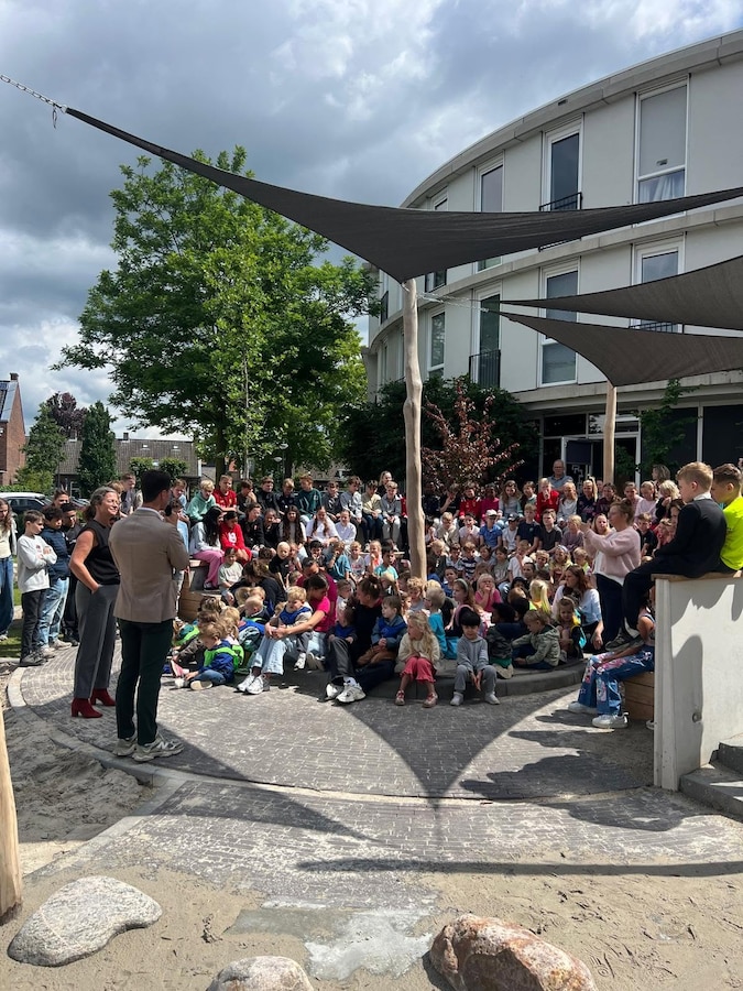 Basisschool De Parel heeft nieuw groen schoolplein dankzij subsidie en ...