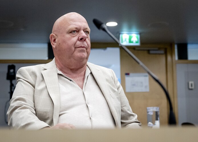 Geen geld voor huur van zijn chalet, wel 185 miljoen voor de parken van ...